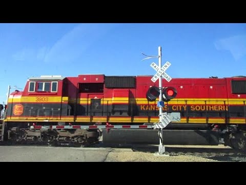 CP 8110 West CP 261 Filmed In Welch Township MN (4-14-2023) - YouTube