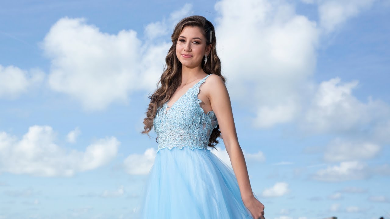 Dit zijn de nieuwe gezichten van #LikeMe - YouTube