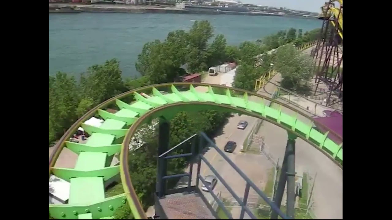 Le Cobra Front seat POV at Six Flags La Ronde 60fps - YouTube