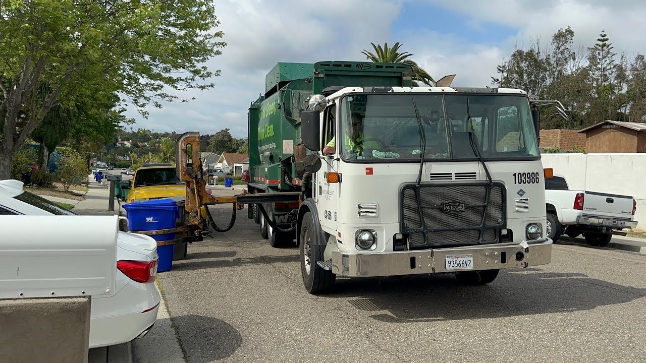 Waste Management Autocar ACX Labrie automizer Finishing up Recycling ...