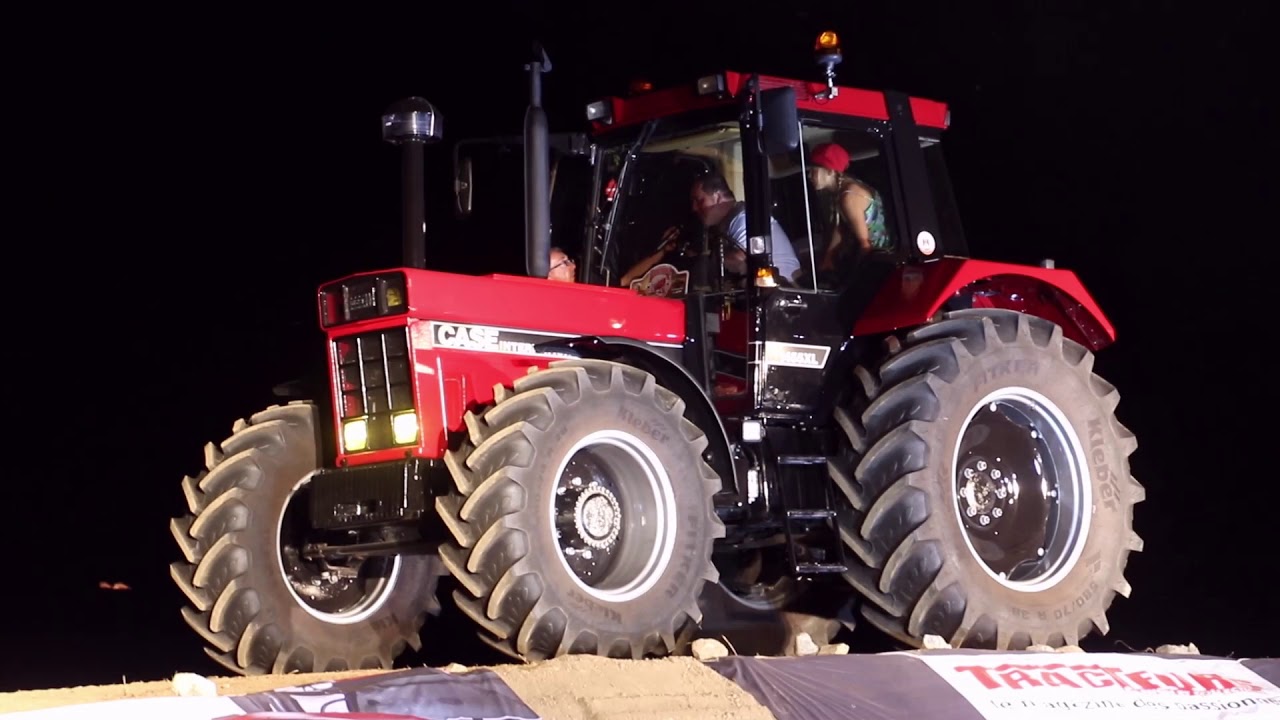 Rassemblement Tracteurs Rouges Folles,2019 - YouTube