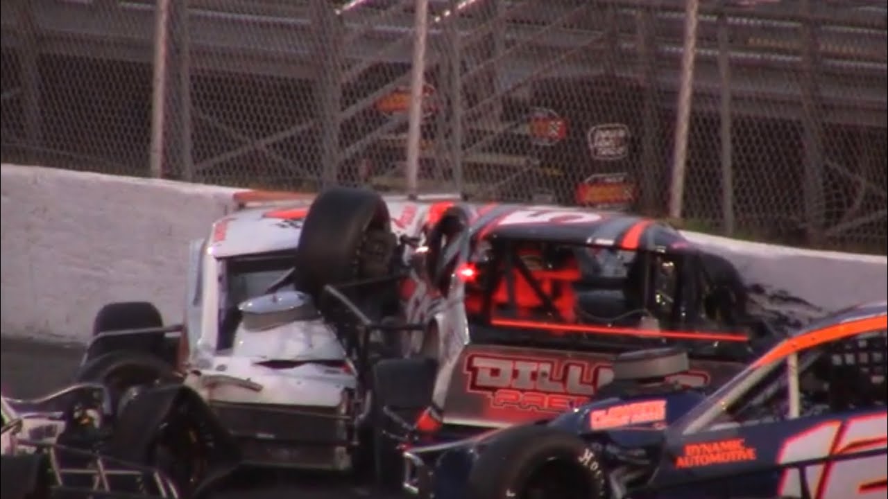 Riverhead Raceway Crate Modified Crashes - YouTube