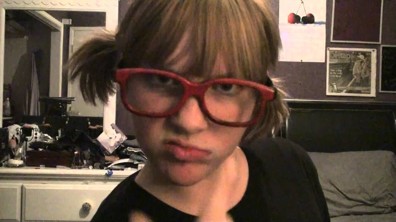 Jamming to I like it, nerd style - YouTube
