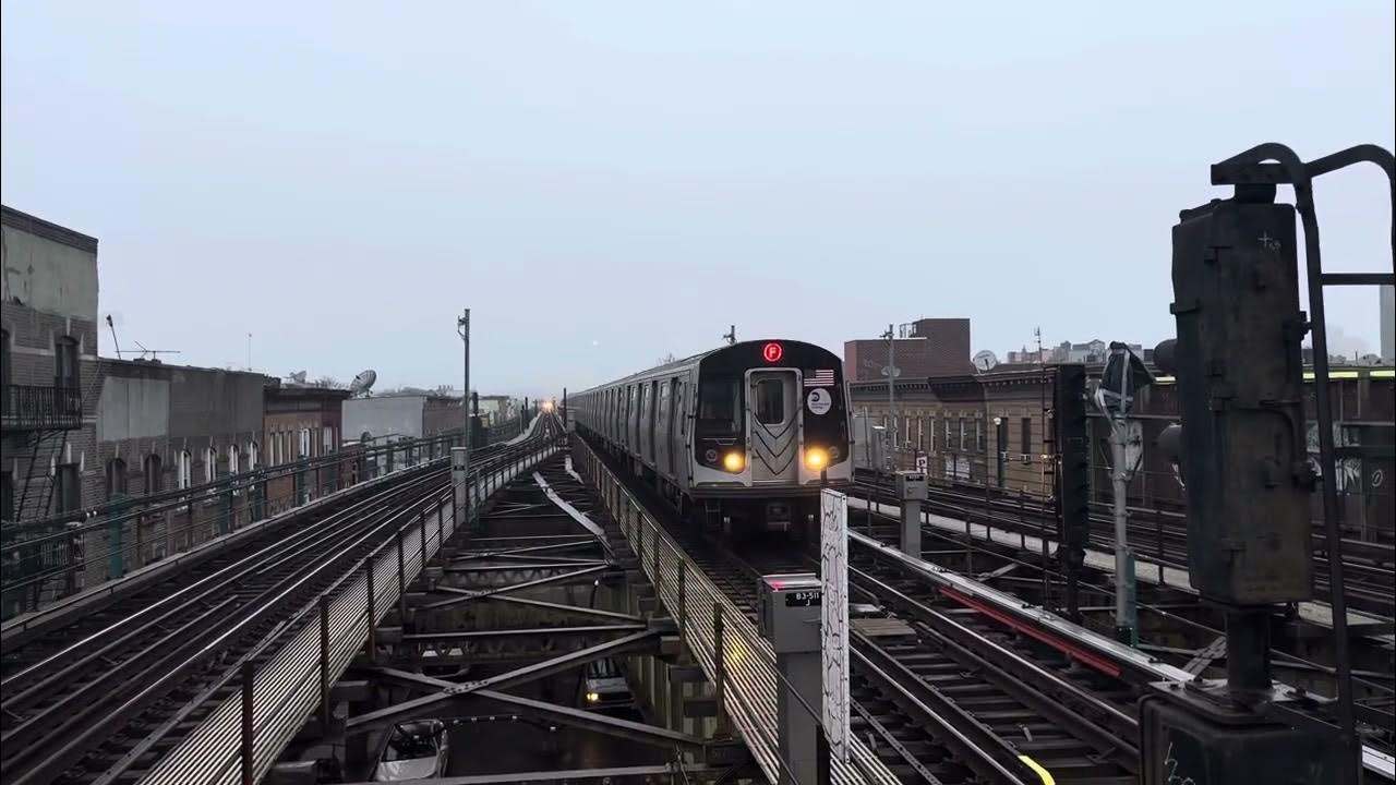 MTA NYCT Subway | Kings Hwy Bound R160B Siemens (F) Express Train Arriving at 18th Avenue - YouTube