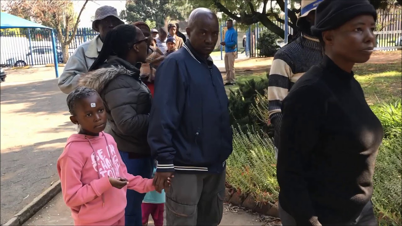 Laerskool Morester voting station. - YouTube