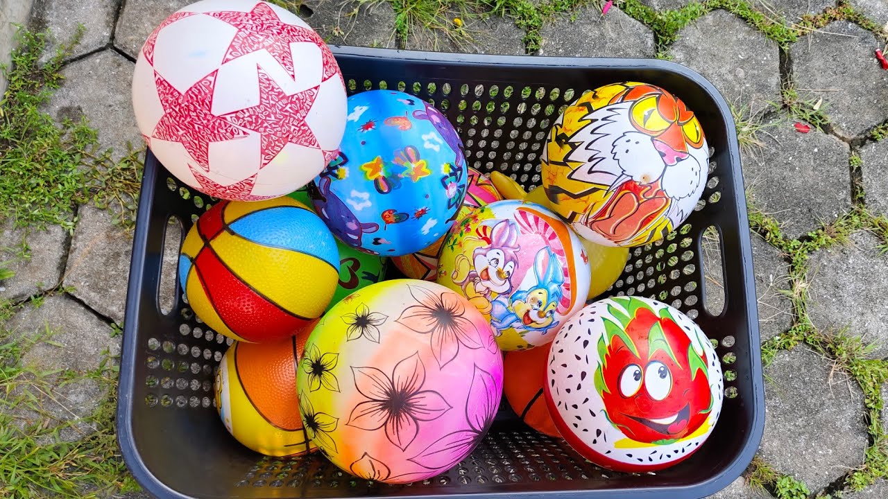 Yuk! Bermain lempar bola - YouTube