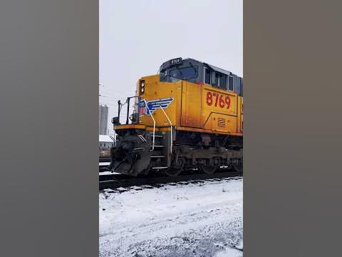 UP 8769 Awaiting A Crew! #train #railfan - YouTube