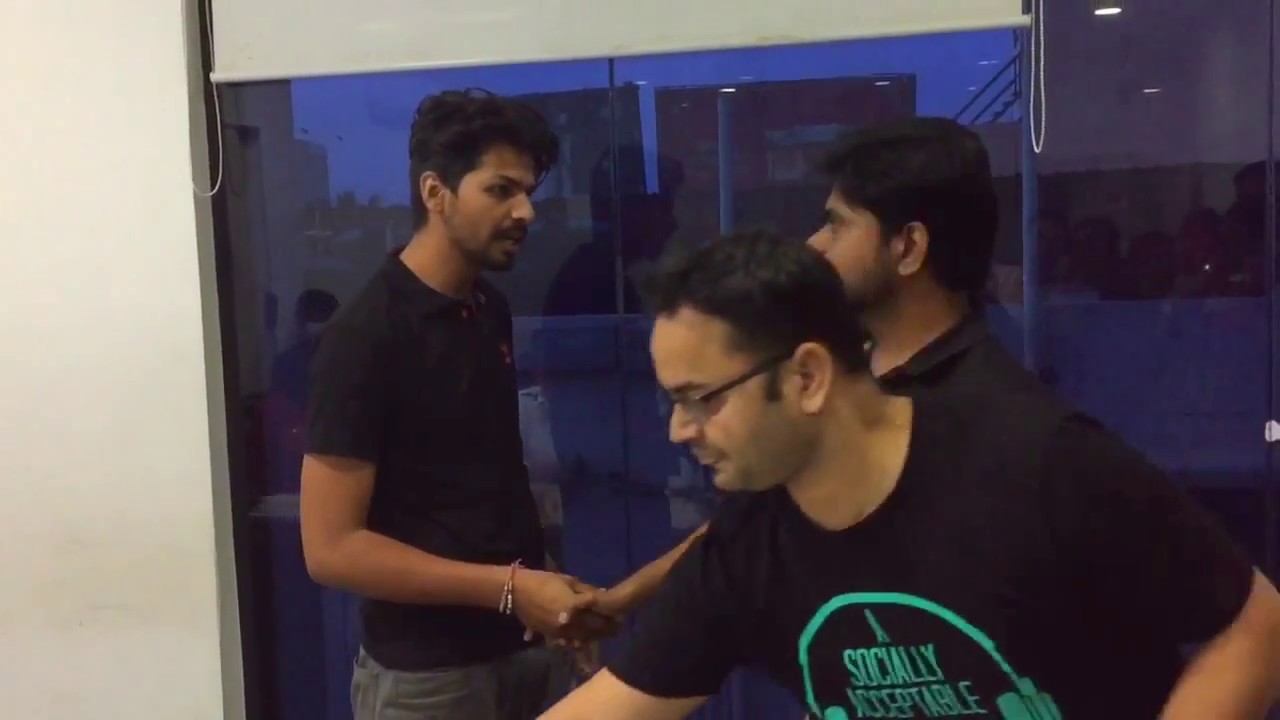 Mouth freshner MadAds in FunFriday at TechChefs Corporate Office - YouTube