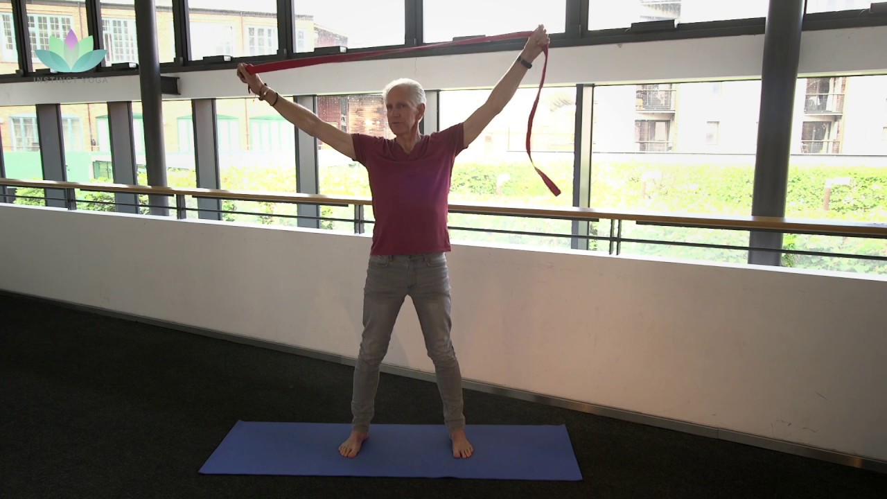 Everyday yoga for everyone with Peter Hunter - YouTube