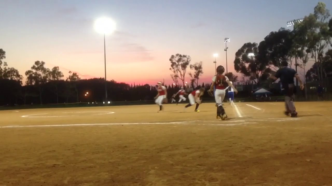 Kaitlyn Lim... the bunt - YouTube