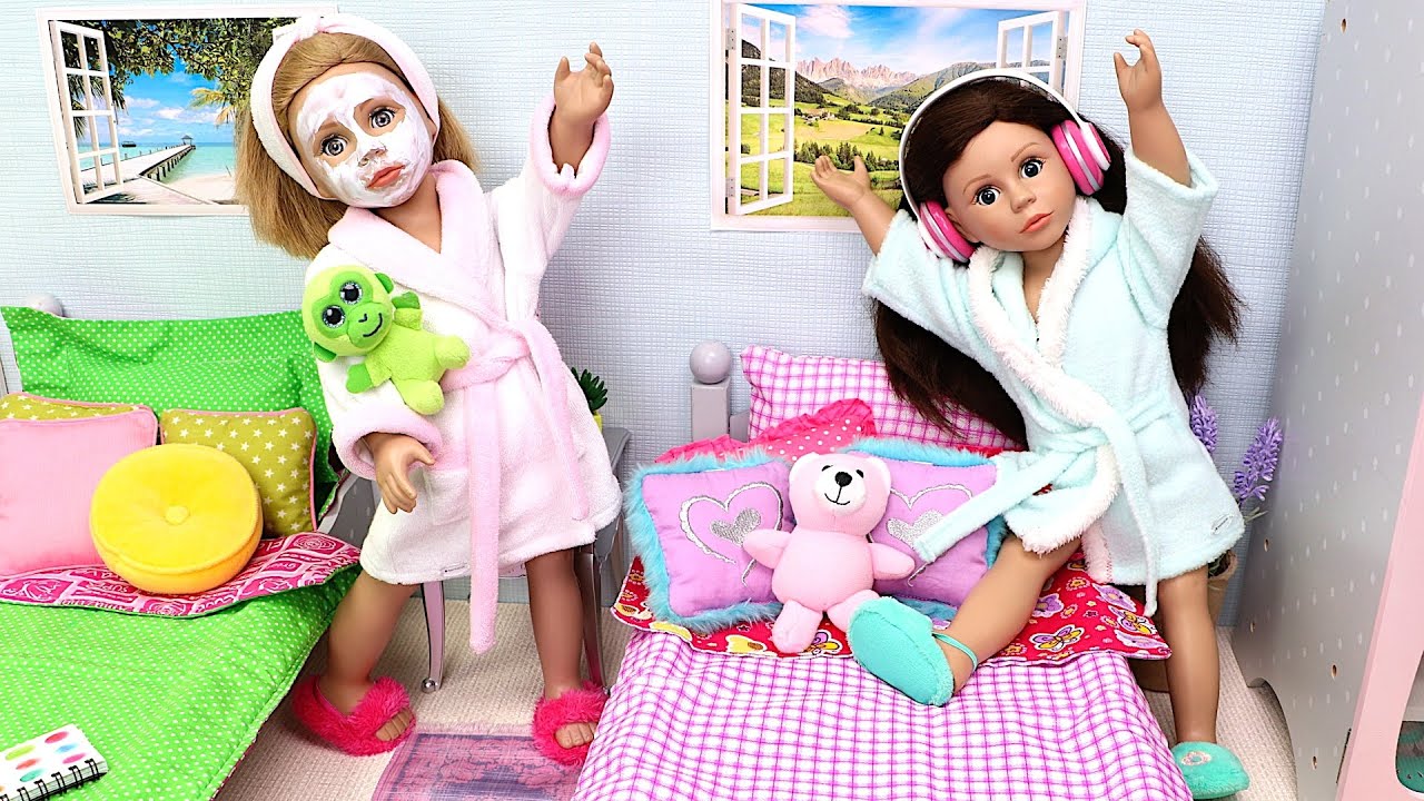 Doll sisters' build dream bedroom! Play Dolls 35 min stories for kids ...