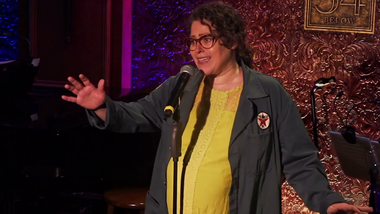 Lucia Spina sing Gooch's Song from 10 Years of 54 Sings - YouTube