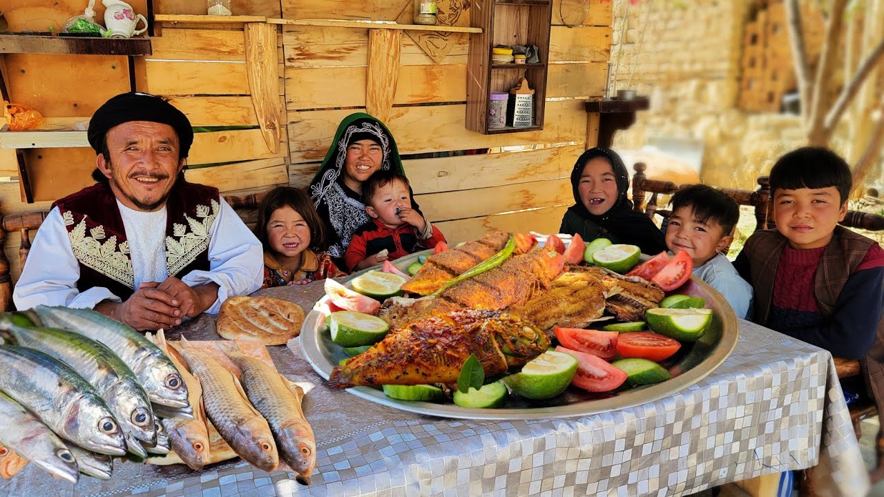 Traditional Fish's Cooking by Afghan Twin's in the Village ...