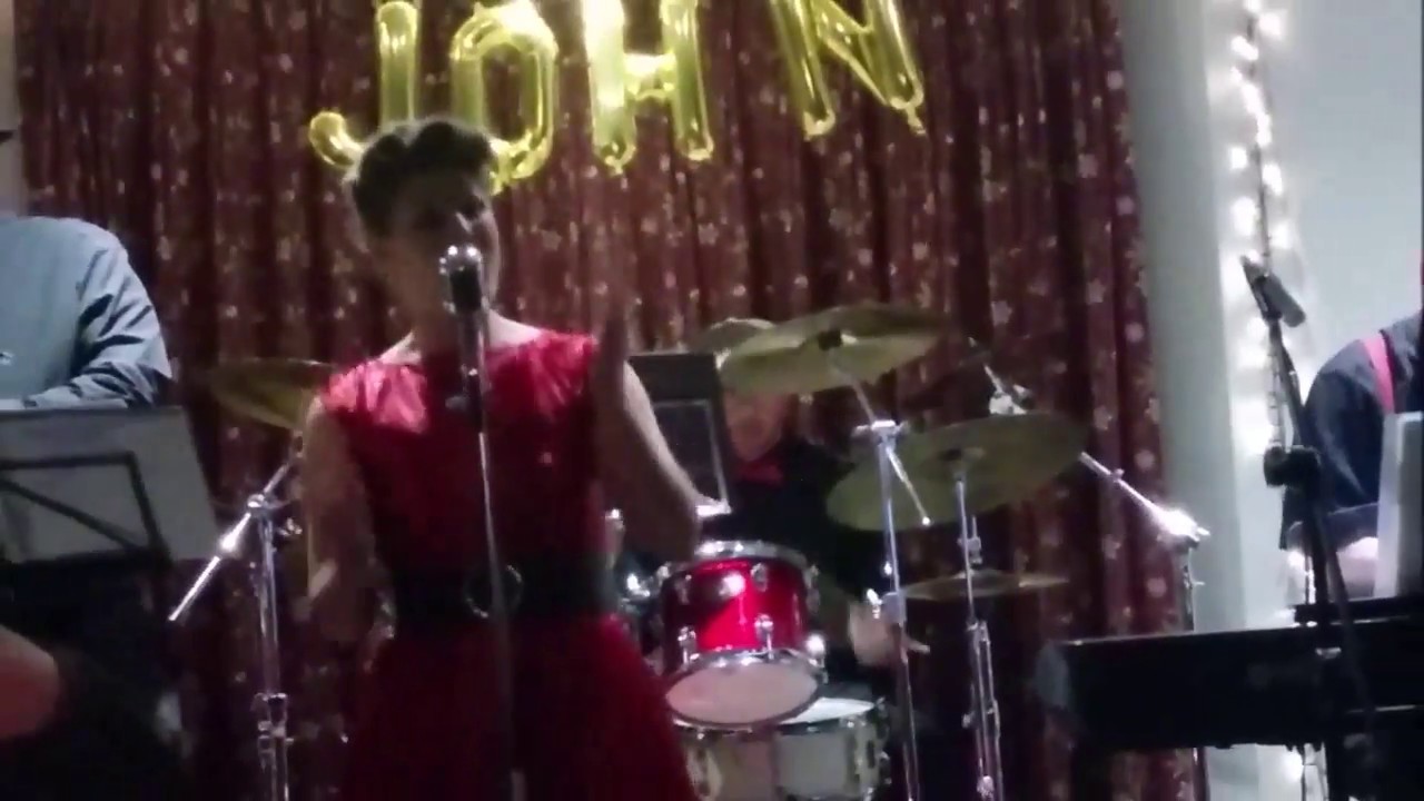 The Miss Jones Jazz Band LIVE - Private Brithday Party - YouTube