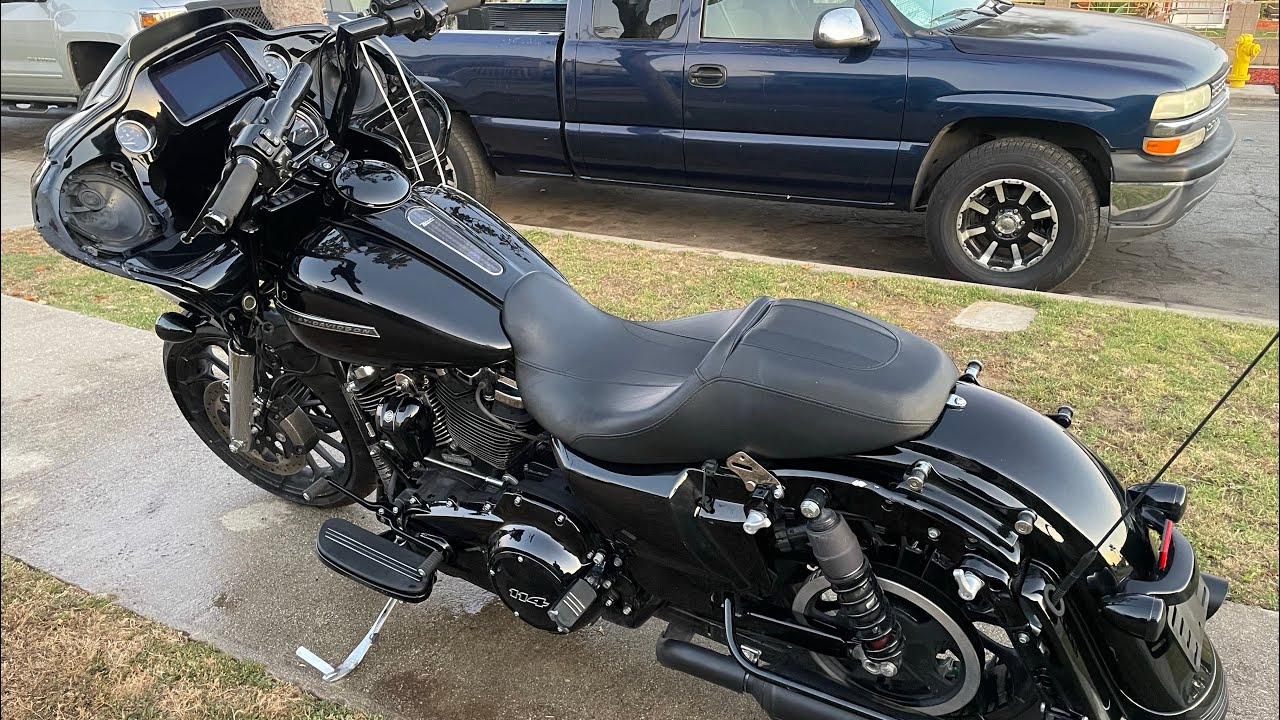 FULLY TRANSFORMED 2019 ROADGLIDE SPECIAL FROM COPART WITHIN HOURS ...