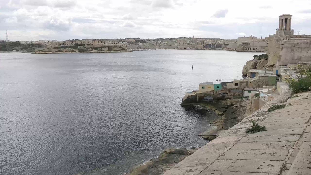Entrance to the Grand Harbour in Malta - YouTube