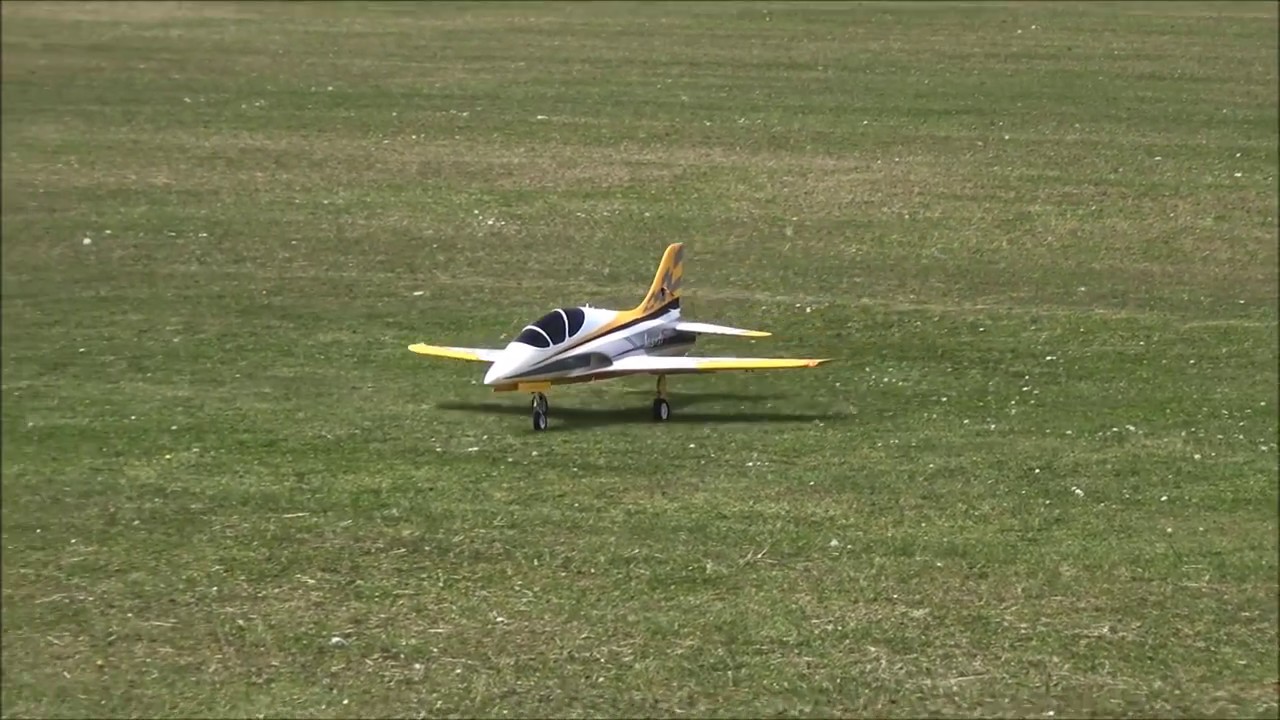Freewing Avanti S EDF Jet~ Phil Watson - YouTube