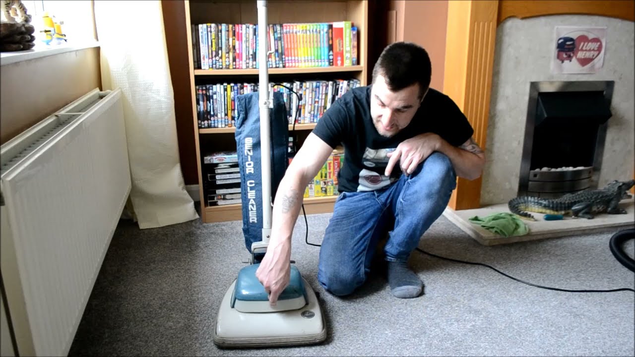 my 1962 hoover senior 652a, unboxing, and light maintenance with short ...