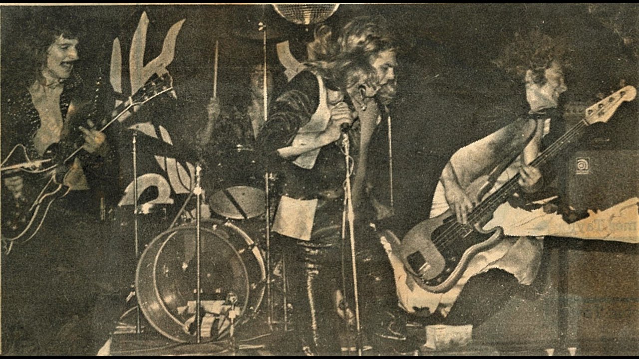 Buck featuring Jamie Pease - Live at The Groggery - YouTube