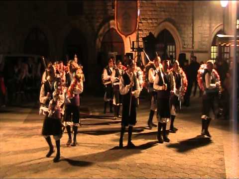 Dance de Tauste en Estella - 1 - YouTube