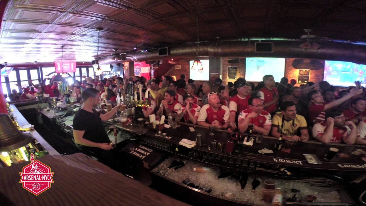 "Arsenal FC" sung at the Blind Pig in NYC - YouTube