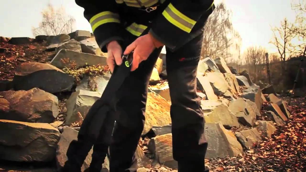FIREFIGHTERS GUN-eX® resistance ropes training TFA - YouTube