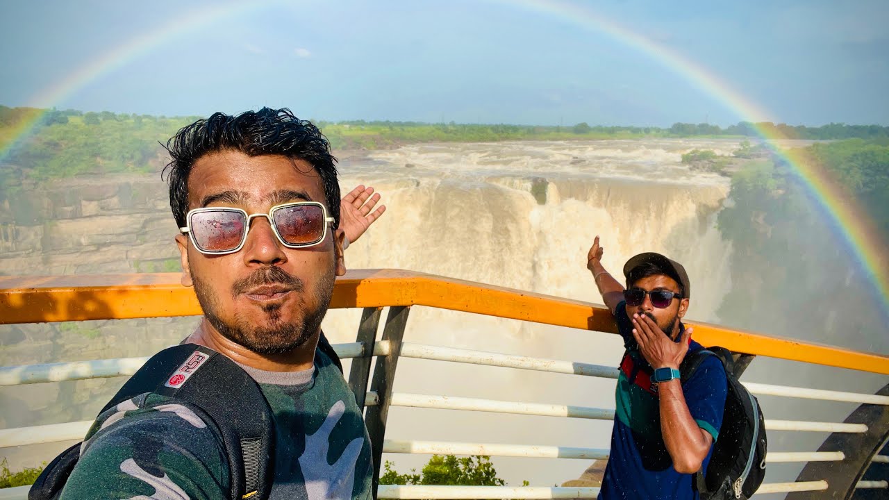 ऐसा Waterfall नहीं देखा 🤯😱 | Poorva Waterfall | 123 Km From Prayagraj ...