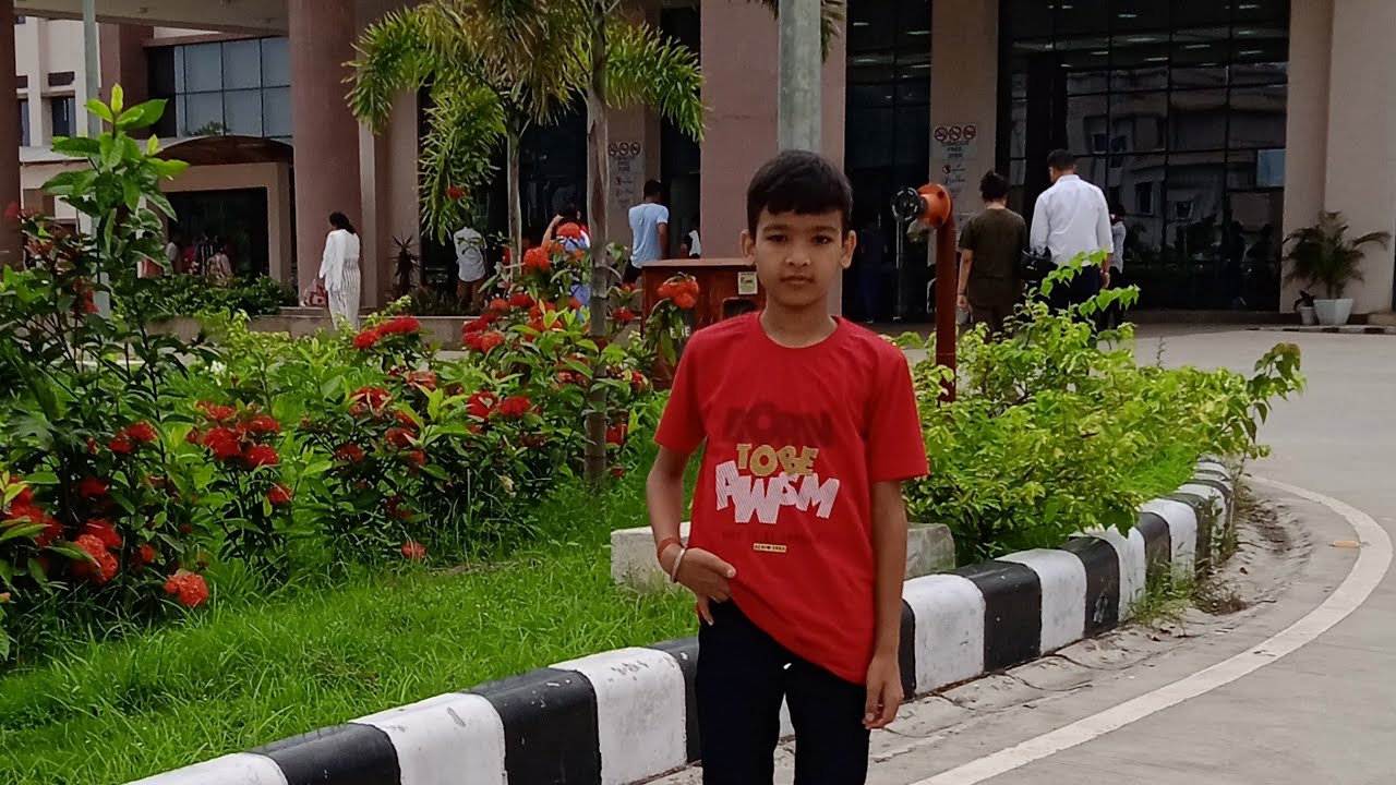 Nikki shorts 956 is live - YouTube