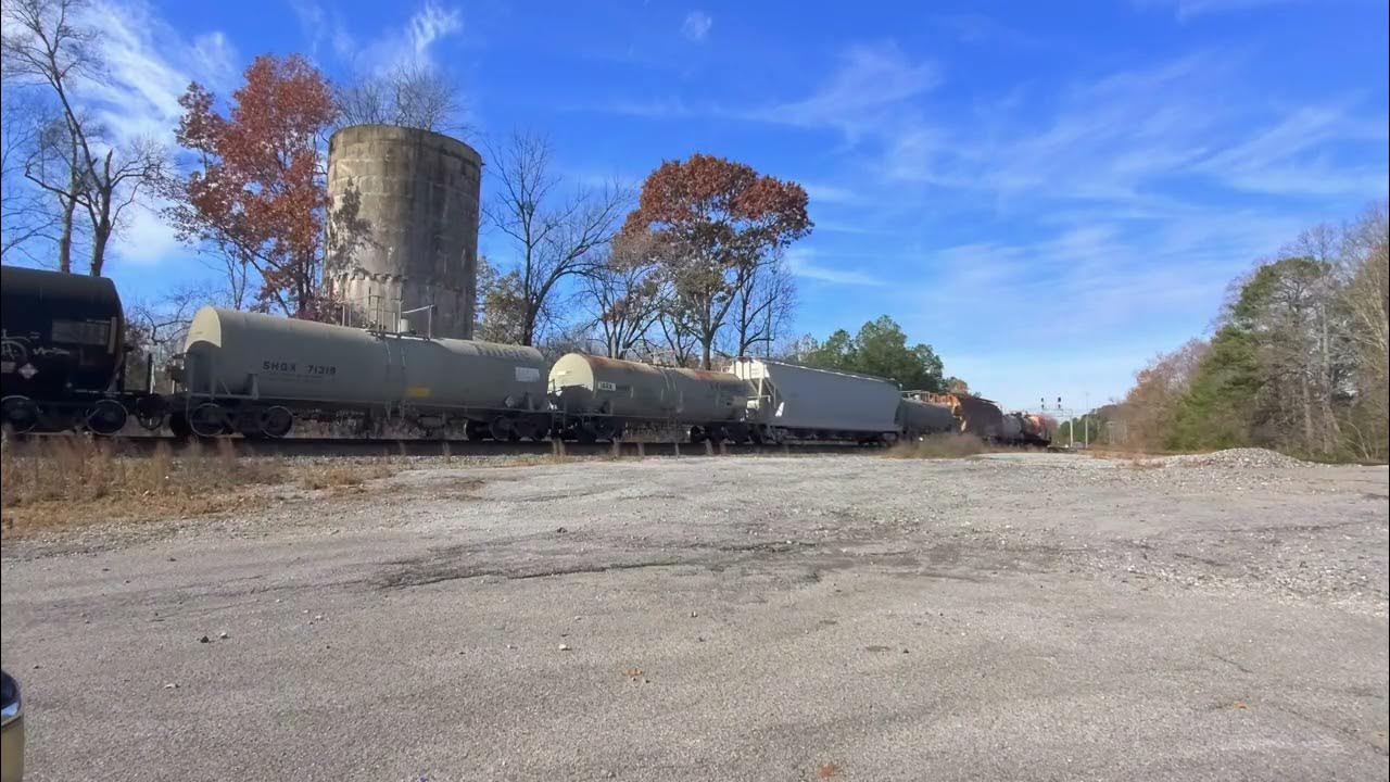 NS 4108 heads south with a long mixed freight...NS 1162 & 8019 as mid DPU'S - YouTube