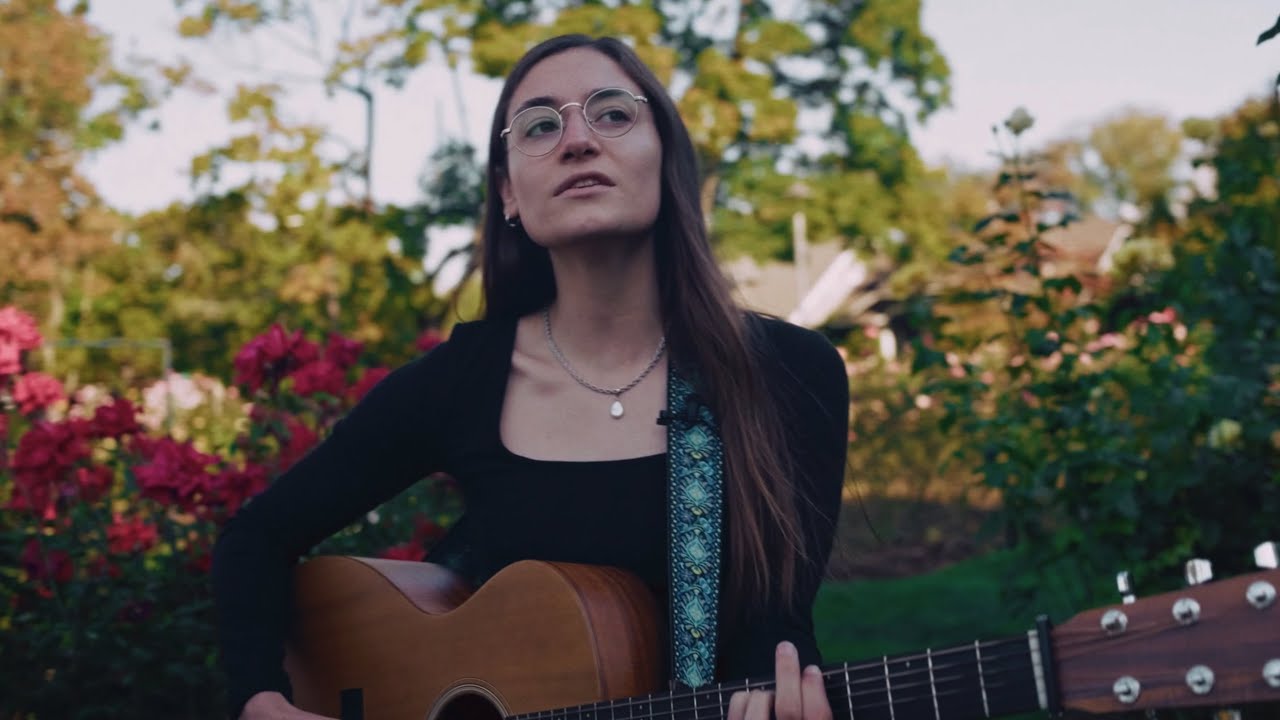 Claire Conway - "Who Knows" (Live and Unreleased) - YouTube