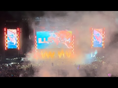 ILLENIUM Live @ The Gorge Amphitheatre - In Your Arms [4K60HDR] - YouTube
