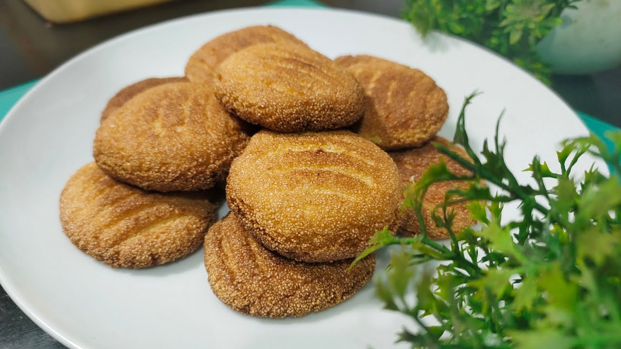 Matra 4ta Jinisa Re Banantu Suji Biscuit |How To Make Delicious ...