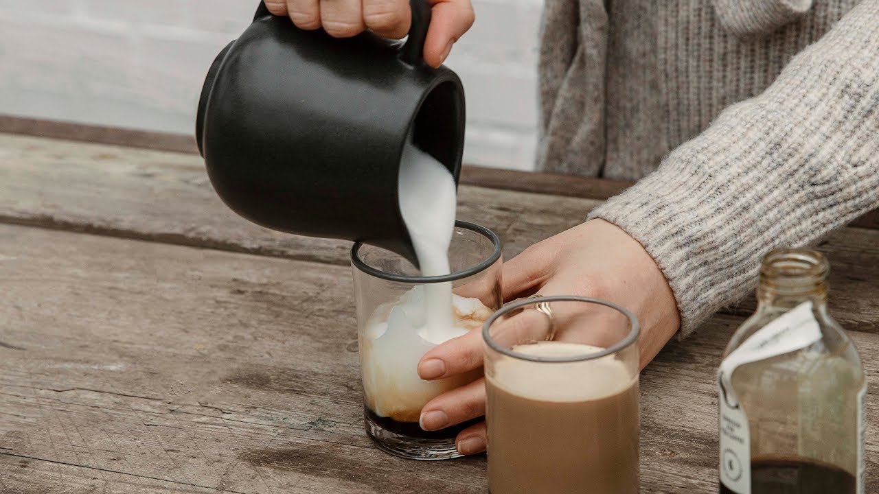 Easy hot espresso shot for a cosy evening - YouTube