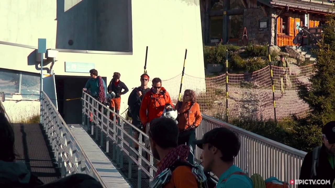 The Story Behind the Stunt 'Speed Flyer Lands In Moving Cable Car ...