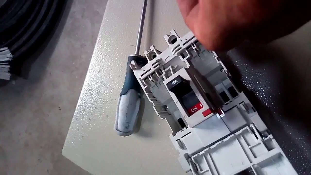 UVT Protection in Terasaki MCCB Braker 2018 Full information - YouTube