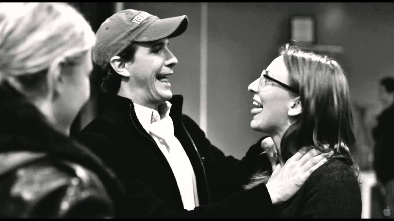 Frances Ha - Official® Trailer [HD] - YouTube