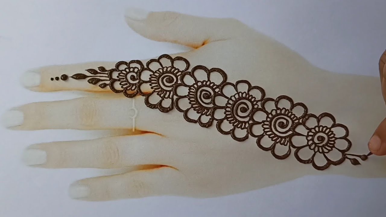 मेहंदी लगाने का तरीका 🌼 Mehandi 🌼 Sunder Mehndi Design 🌼 मेहंदी की ...