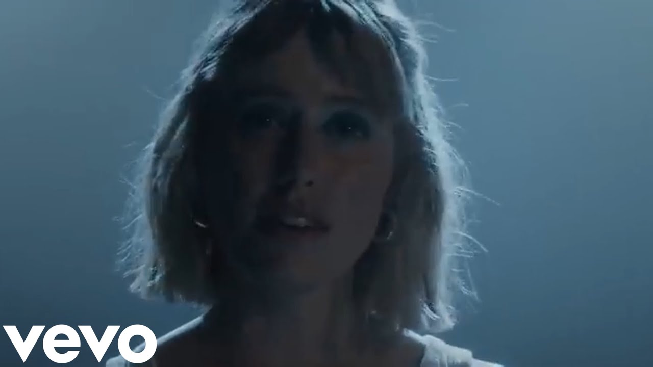 LEA - Sommer (Official Video) - YouTube