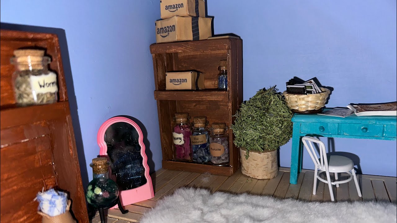 Miniature Artist Studio Series Part 1 - YouTube