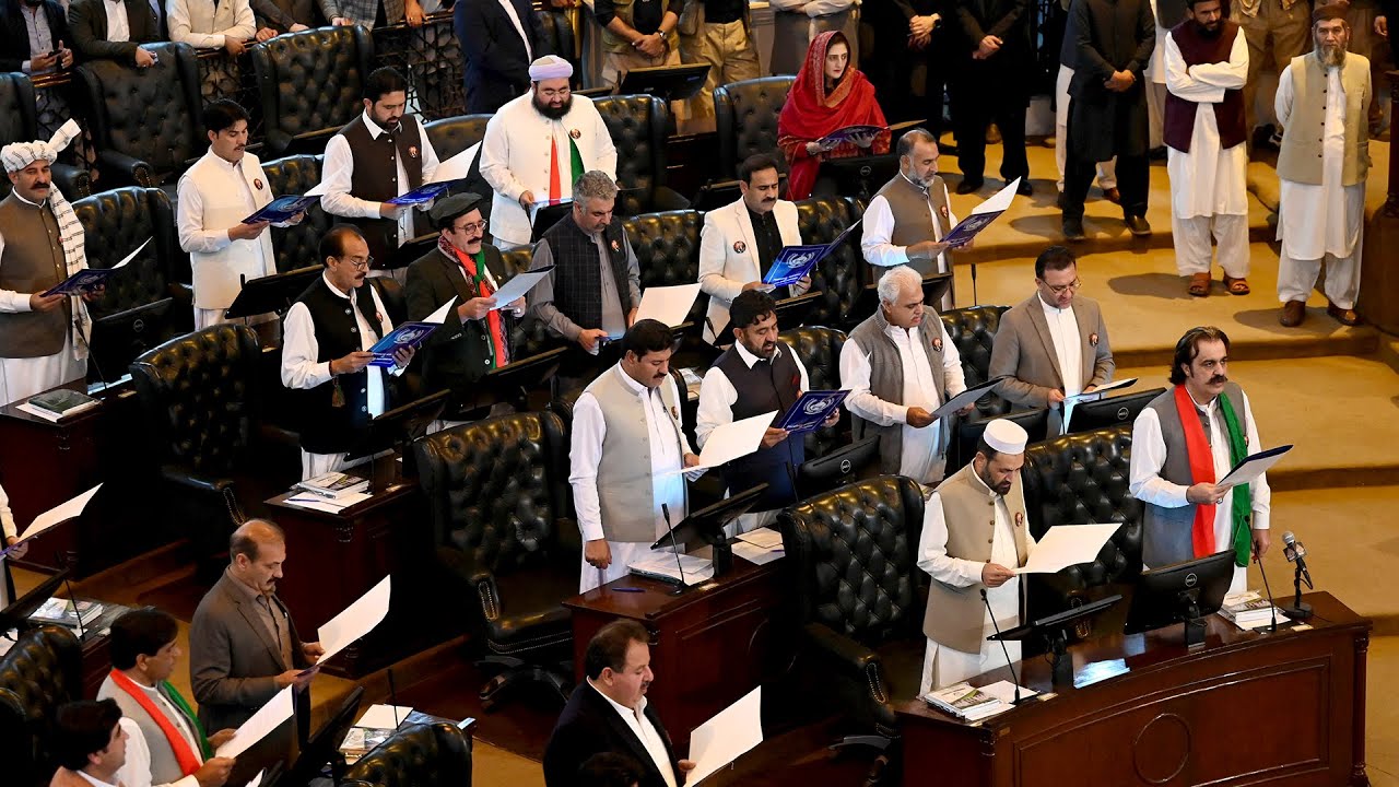 KPK assembly members take oath - YouTube