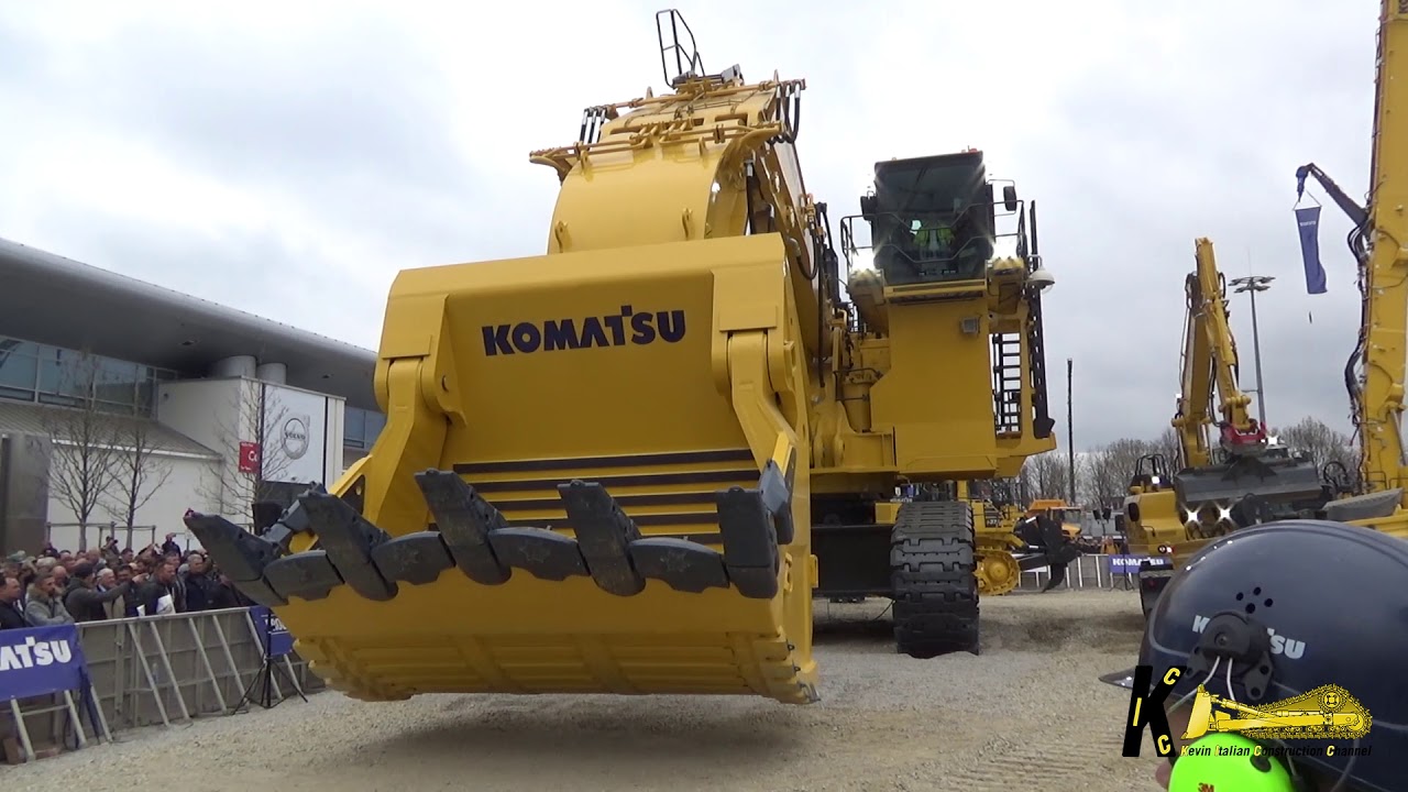 Komatsu PC4000 Mining Excavator Show at Bauma 2019 - YouTube