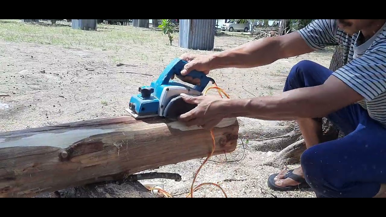 memoles kayu vila - YouTube