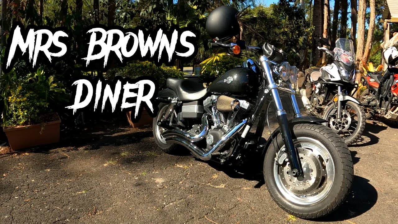 YOU MUST COME HERE! - Riding my motorcycle to Mrs Browns Diner - YouTube