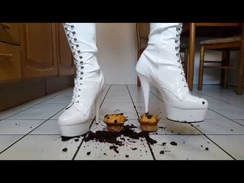 White Boots vs. Muffin 2