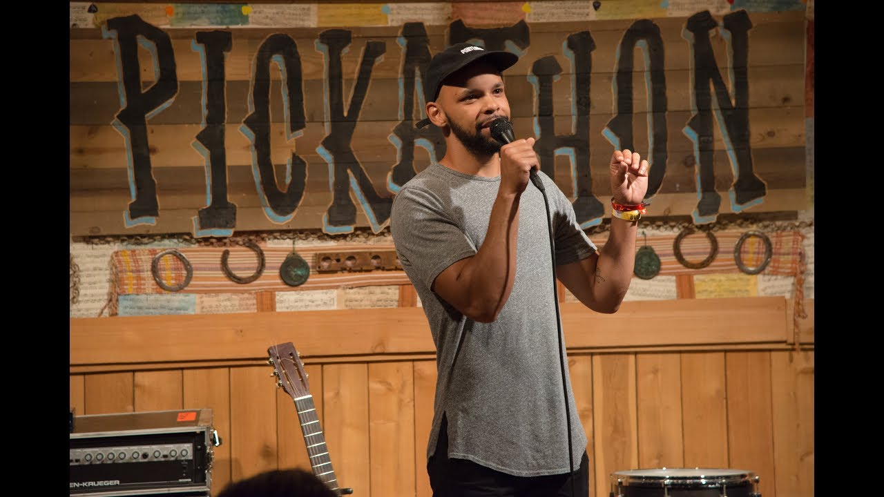 Brandon Lyons - Laugh @Pickathon 2017 S02E03 - YouTube