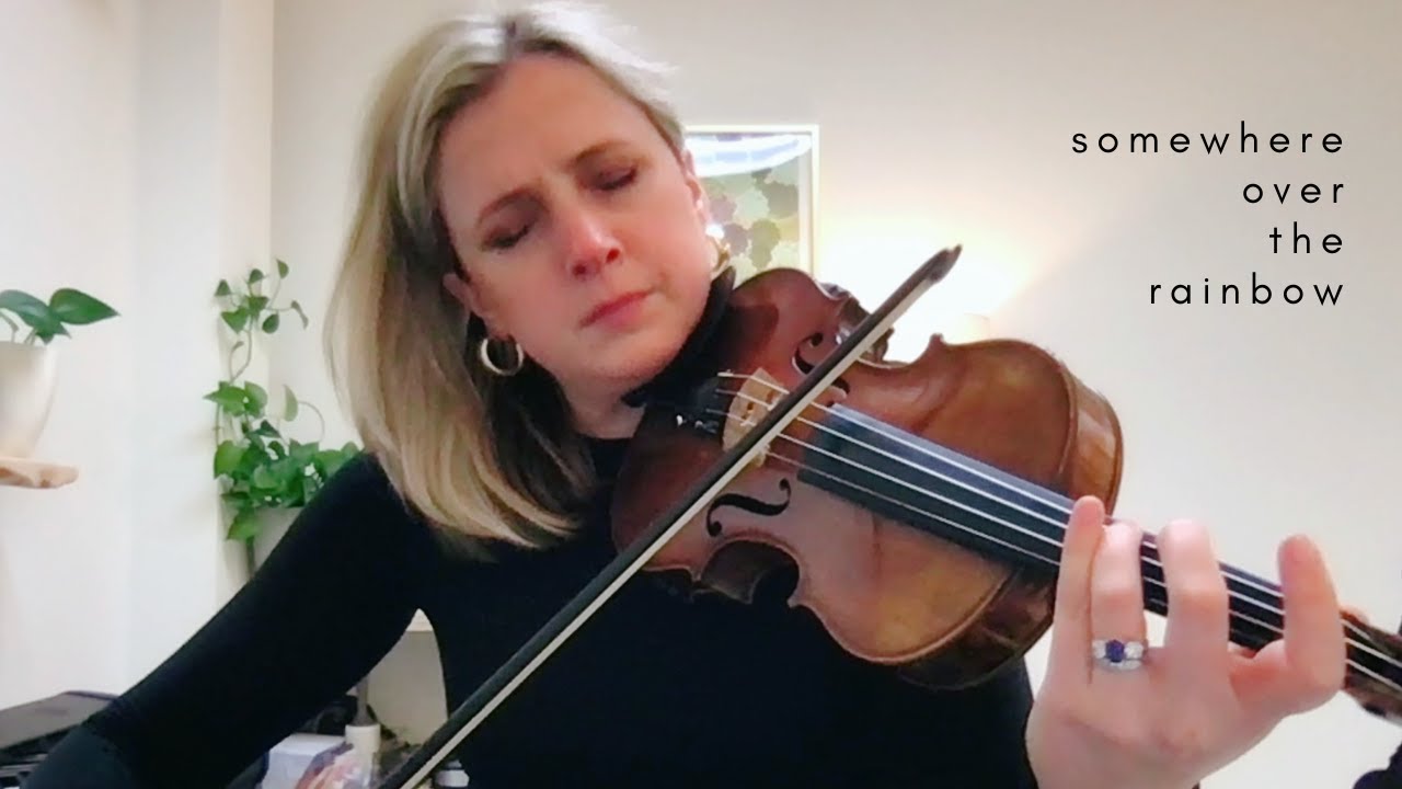 Somewhere Over The Rainbow 🌈 Judy Garland + Violin - YouTube