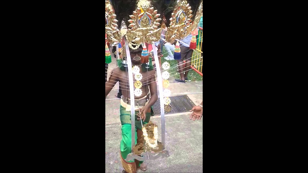 Panguni 2013 - Om Sri Jada Muni Urumi Melam playing for Vinodth's ...