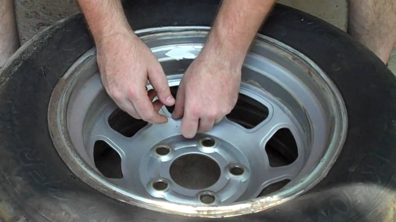 2.ReelRacing-Mounting Tires-part1-Beginner - YouTube