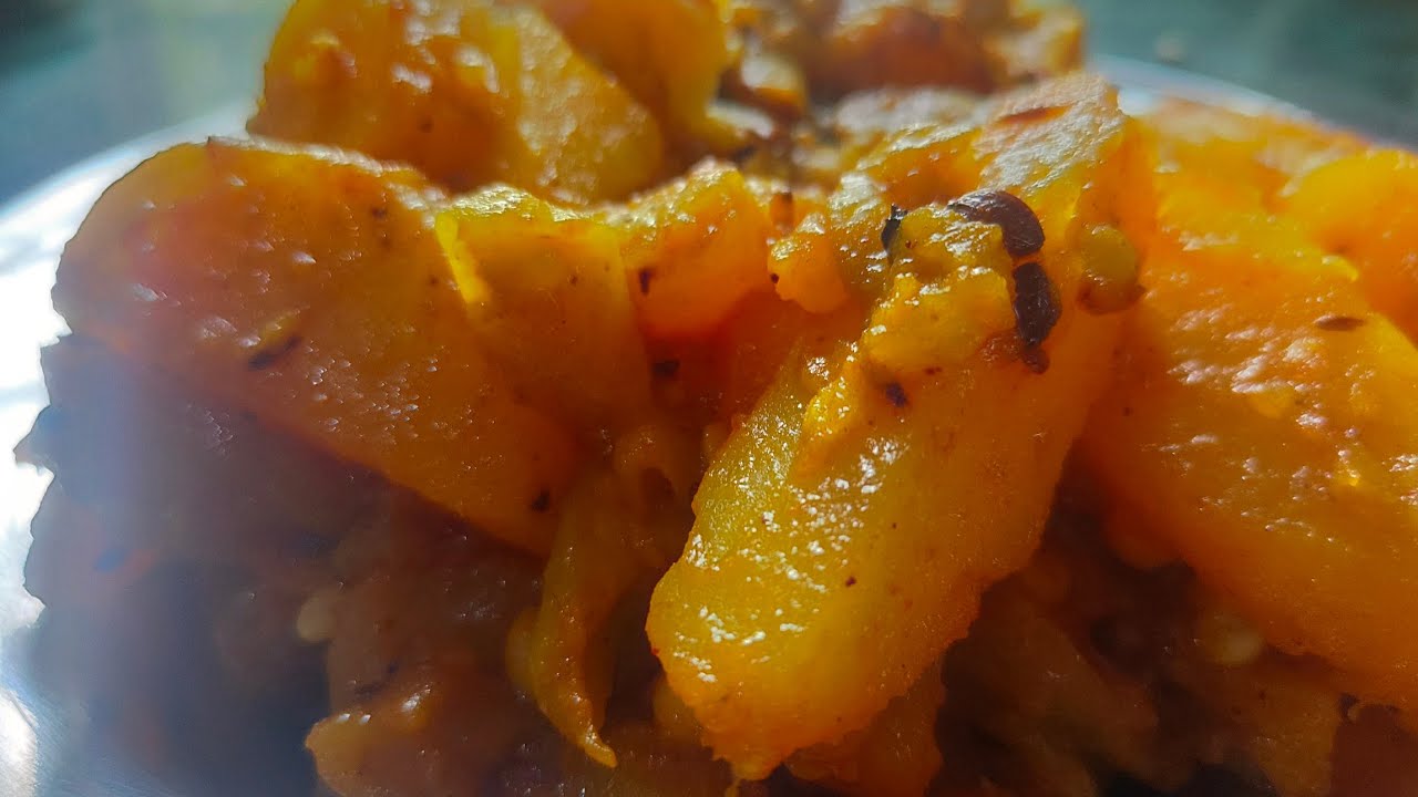 QUICKLY MADE PARWAL KI SABJI AT HOME / BEST FOR DINNER - YouTube