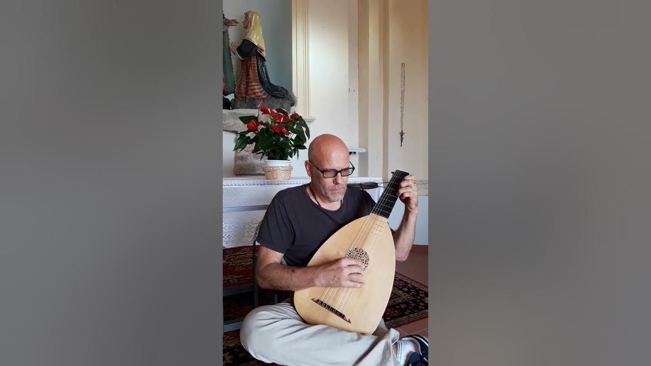 Saltarello - Italy, medieval (Anon.) (Renaissance lute) - YouTube